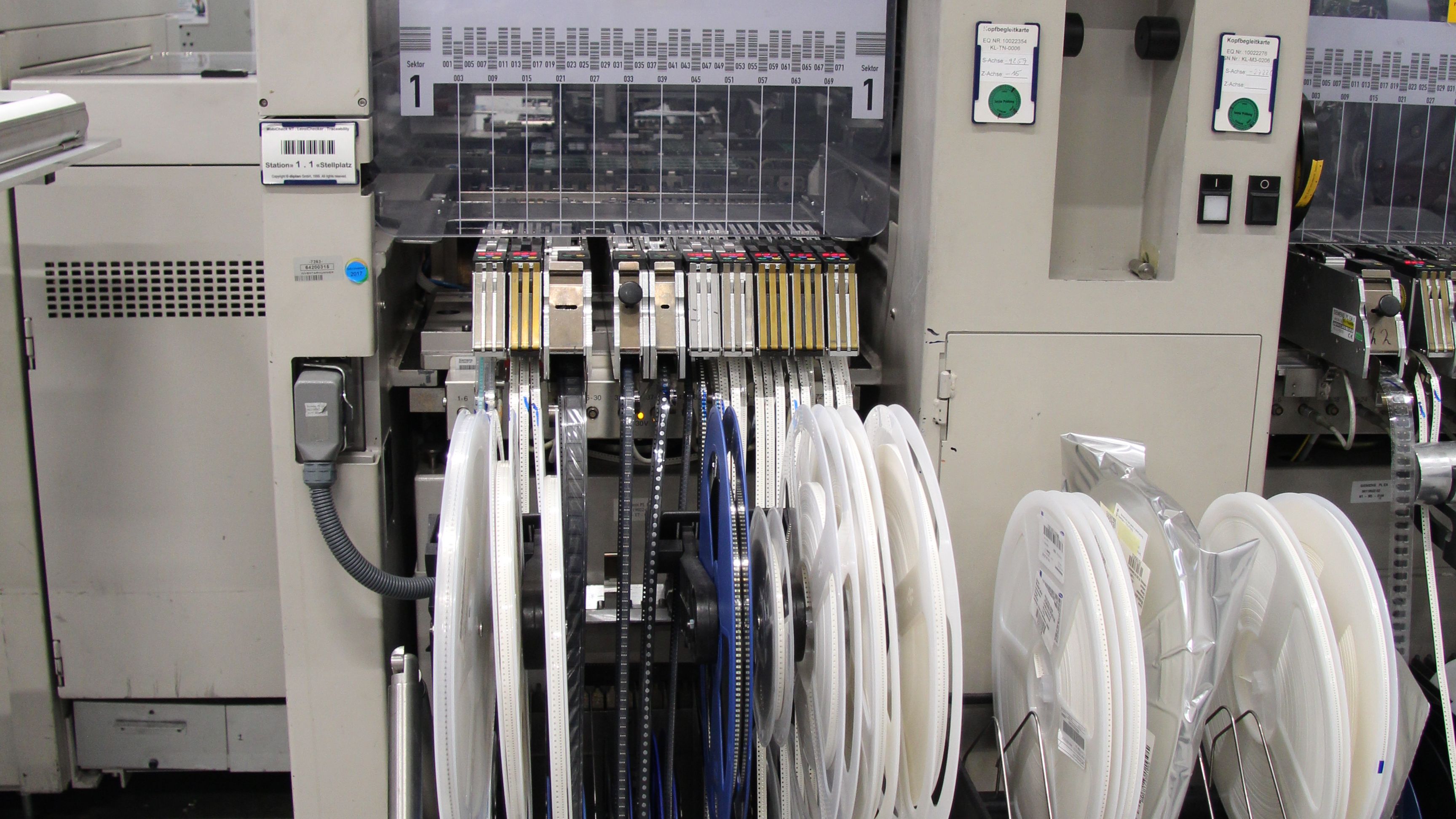 Gigaset Cordless Telephone Production V: ASM Siplace SMD Production ...